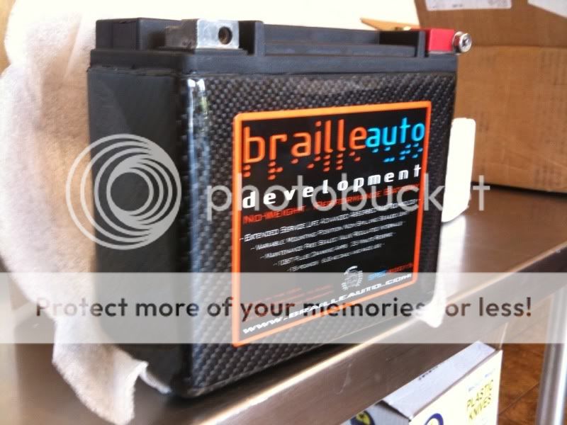 Z06 Replacing the battery sucks! - Page 2 - CorvetteForum - Chevrolet ...